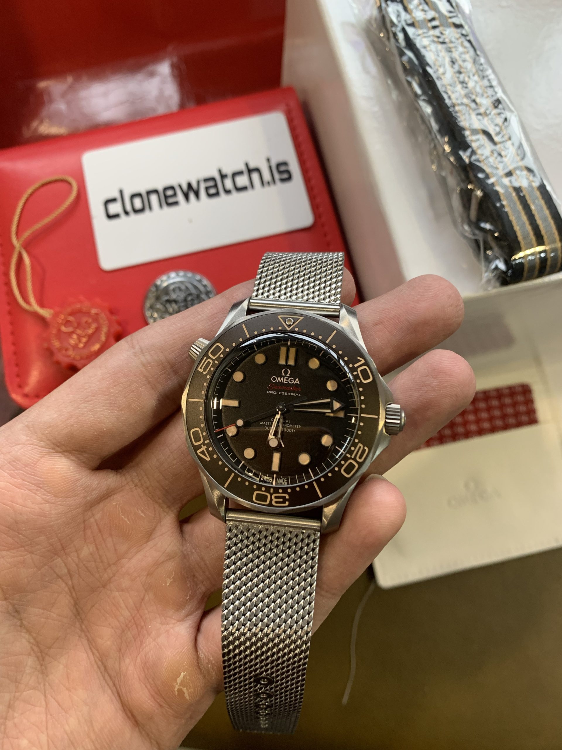 Super Clone Omega Seamaster Diver 300 James Bond 007 Titanium